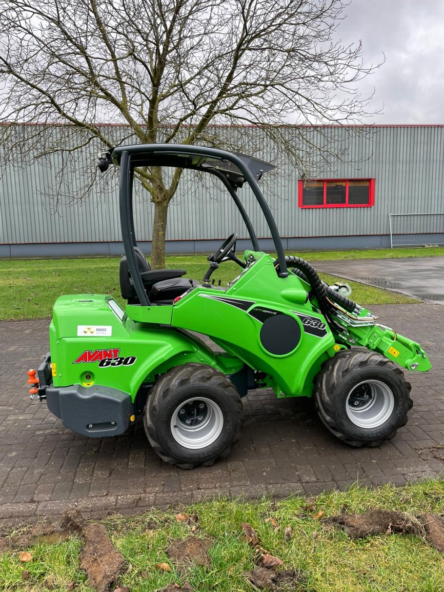 AVANT 630 | Maes Machinery