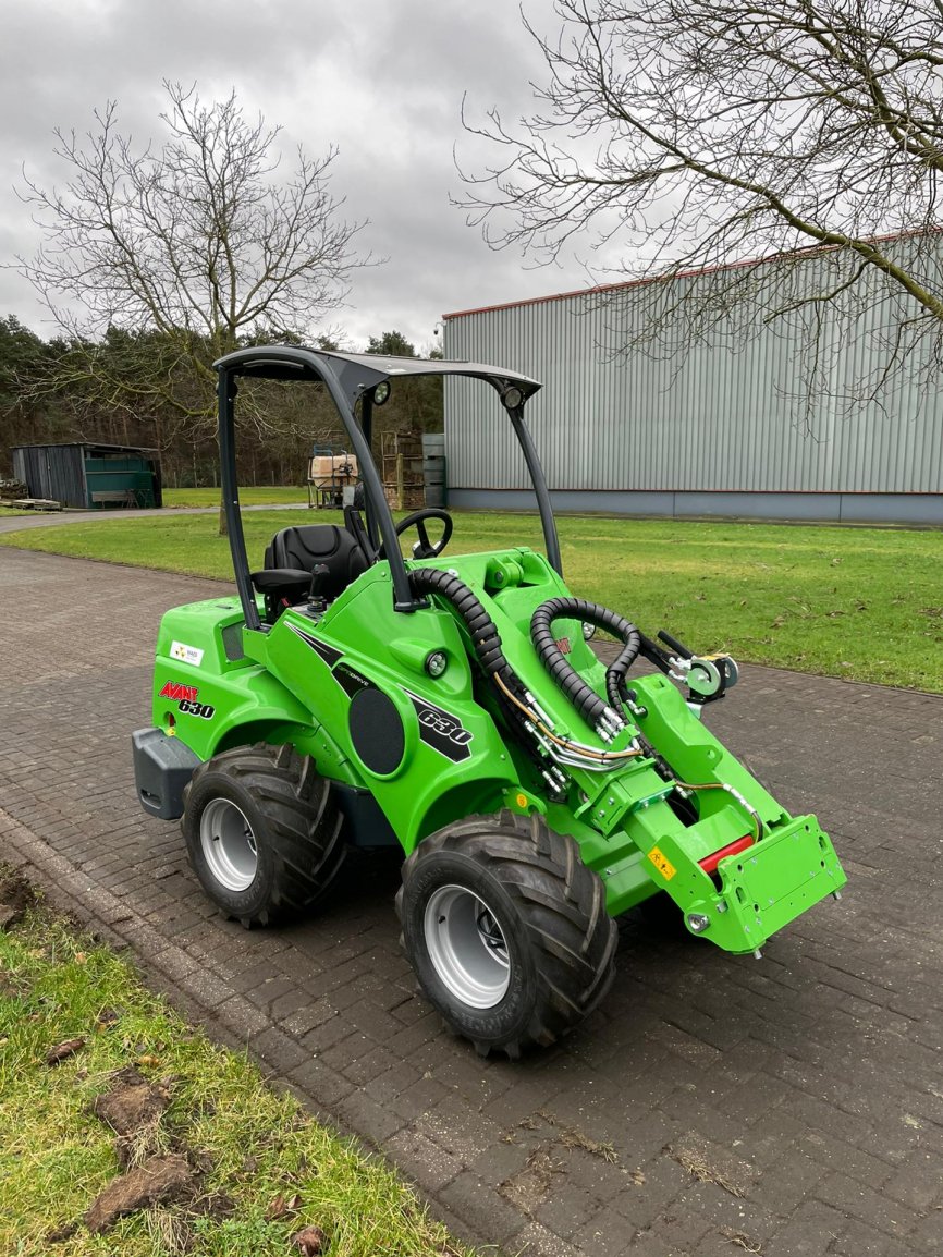 AVANT 630 | Maes Machinery