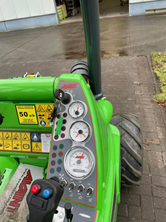 AVANT 630 | Maes Machinery